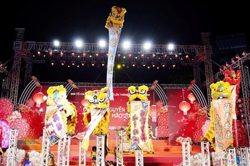 1st Full Moon Festival honors Vietnam’s cultural tradition
