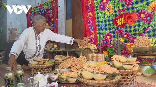 Cham Kate offerings tell story of ancestors, family, and belief