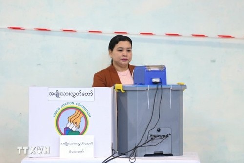 Myanmar holds second round of general election