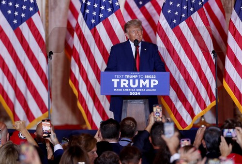 Trump officially announces candidacy for 2024 presidential race