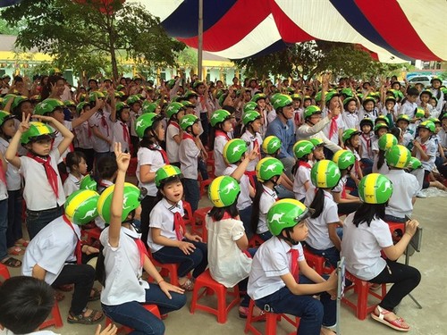 Australia starts direct aid program