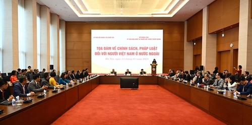 Đáp ứng nguyện vọng của kiều bào hướng về quê hương