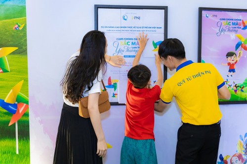 Book on awareness of autism in Vietnamese children published