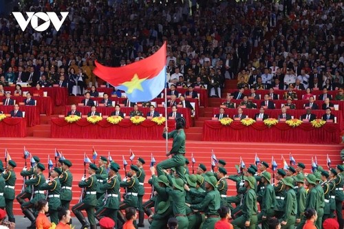 Grand ceremony marks 50 years of national reunification