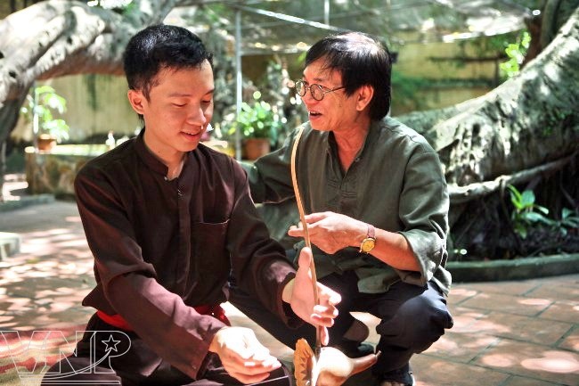 Xam Singing – A unique traditional music genre in Viet Nam