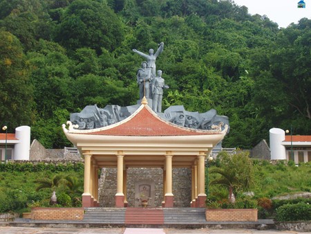 Visiting Hon Dat, Kien Giang province