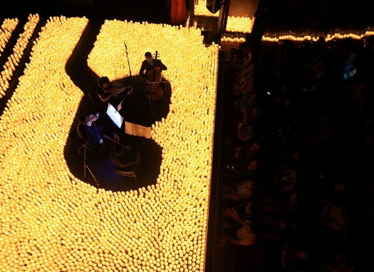 Giáng sinh 2025: Ánh sáng hy vọng giữa một thế giới nhiều biến độ