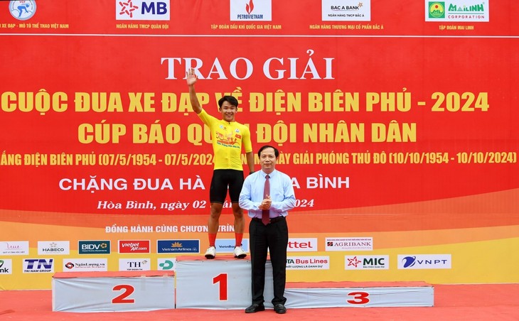 Pham Le Xuan Loc stellt Rekord beim Radrennen „Nach Dien Bien Phu ...